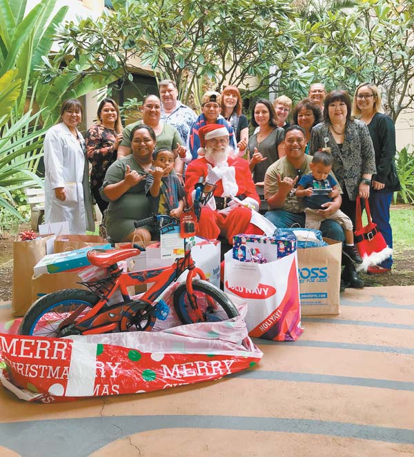 Hospital workers adopt 40 families | News, Sports, Jobs - Maui News